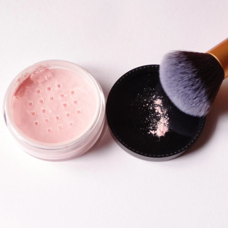 BEN Nye Pretty Pink Translucent Face Powder Buy online